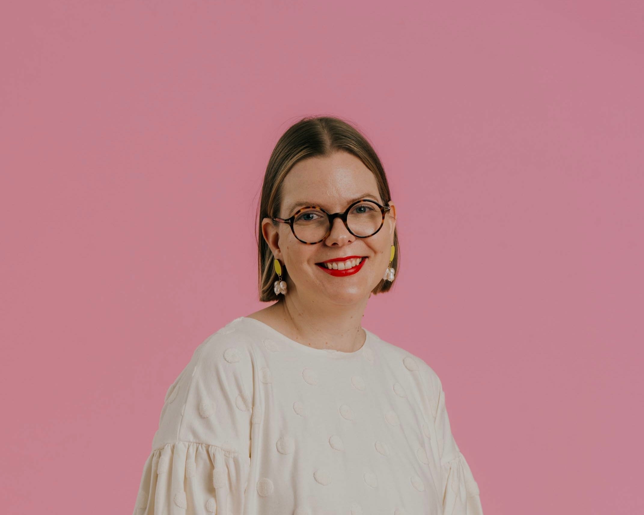 Interview with Laura Silva, Co-founder of Aarre Label: About art, empa ...